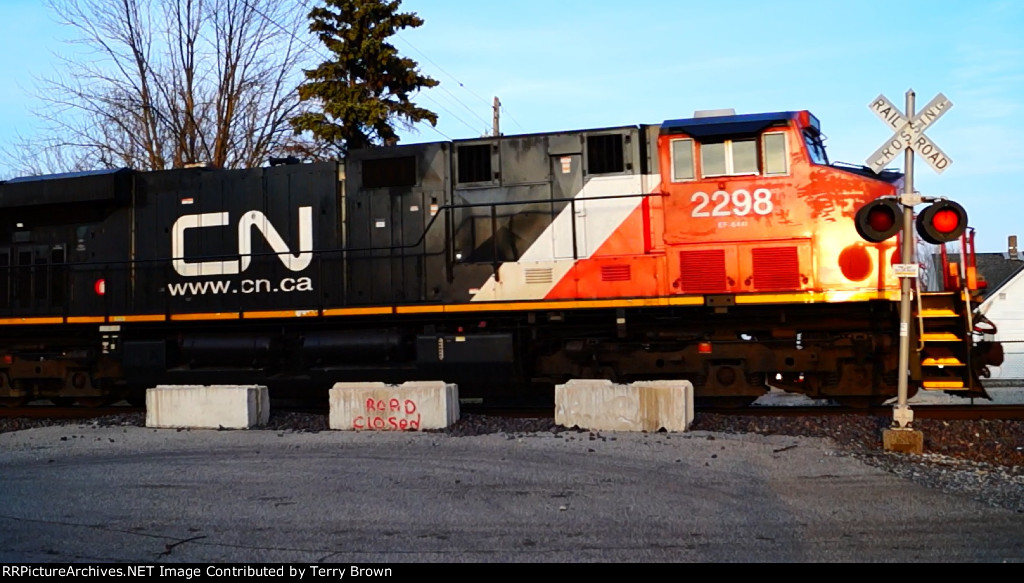 CN 2298